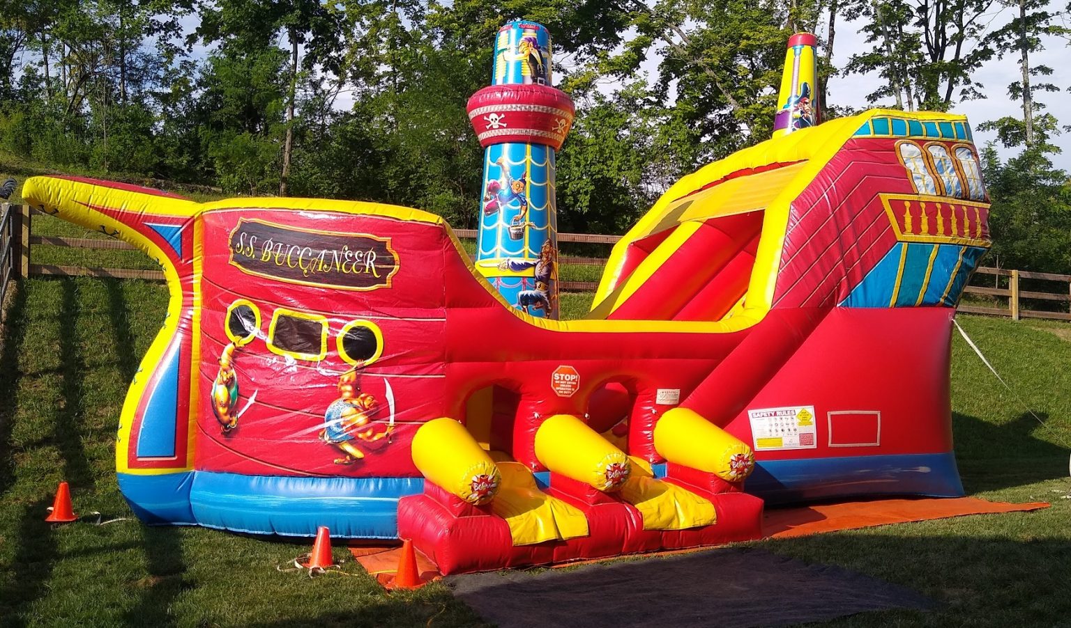 Inflatable Dry Slides – Leap'n Lizards Bounce Houses