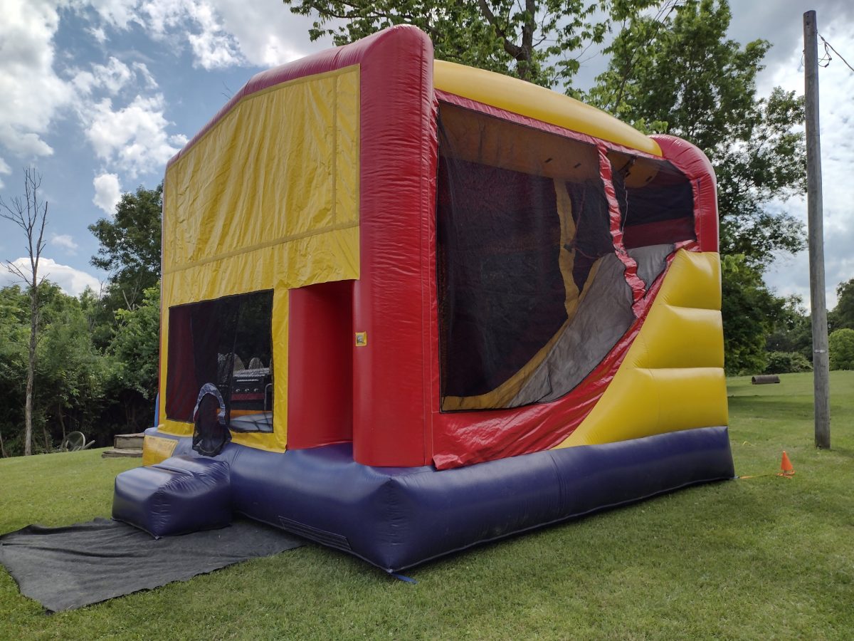 Giant 4-in-1 Combo – Leap'n Lizards Bounce Houses
